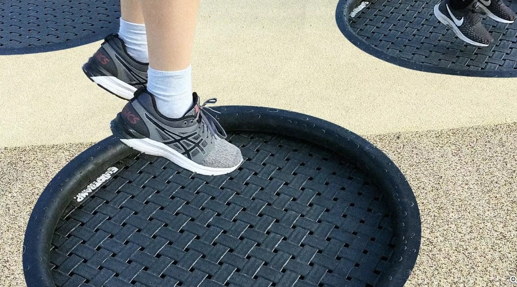 Spojovací/koncová lišta pro PlayPro™